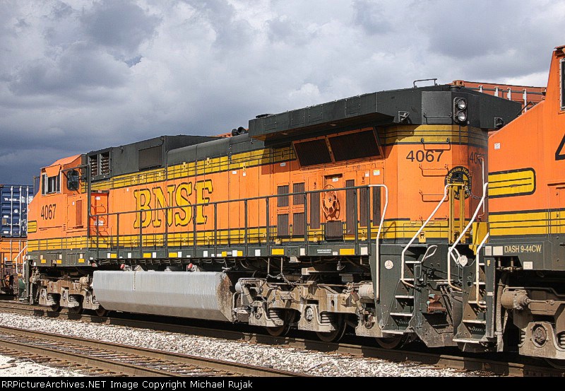 BNSF 4067